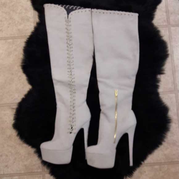 London Trash | Shoes | London Trash Boots | Poshmark